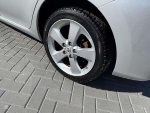 Grey Toyota Auris 2010 in Telschi, with an engine capacity of 1.80 L and mileage of 263 thousand km for 5800 €, photo 12 on AUTOMOTO.COM.LV