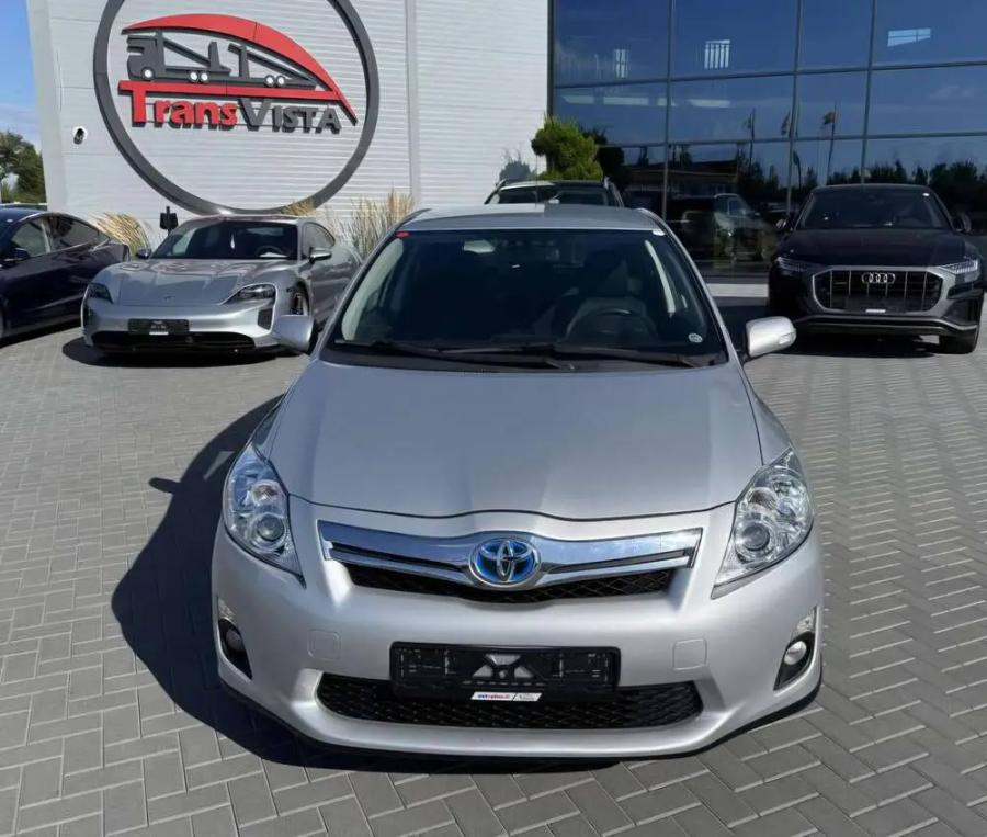 Pelēks Toyota Auris 2010 Telšiai, ar dzinēja tilpumu 1.80 L un nobraukumu 263 tūkst. km par 5790 €, foto 4 vietnē AUTOMOTO.COM.LV