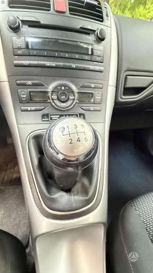 Pelēks Toyota Auris 2010 Viļņa, ar dzinēja tilpumu 1.33 L un nobraukumu 155 tūkst. km par 3499 €, foto 10 vietnē AUTOMOTO.COM.LV