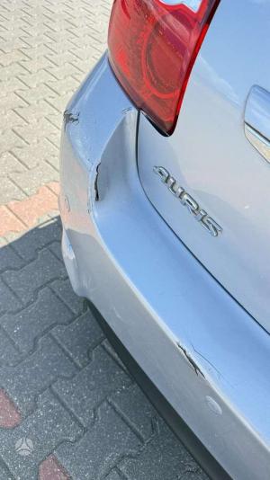 Pelēks Toyota Auris 2010 Viļņa, ar dzinēja tilpumu 1.33 L un nobraukumu 155 tūkst. km par 3499 €, foto 18 vietnē AUTOMOTO.COM.LV