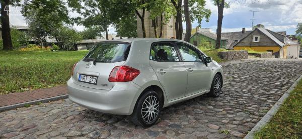 Pelēks Toyota Auris 2010 Telšiai, ar dzinēja tilpumu 1.40 L un nobraukumu 267 tūkst. km par 1490 €, foto 3 vietnē AUTOMOTO.COM.LV