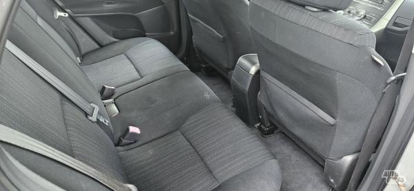 Pelēks Toyota Auris 2010 Telšiai, ar dzinēja tilpumu 1.40 L un nobraukumu 267 tūkst. km par 1490 €, foto 6 vietnē AUTOMOTO.COM.LV