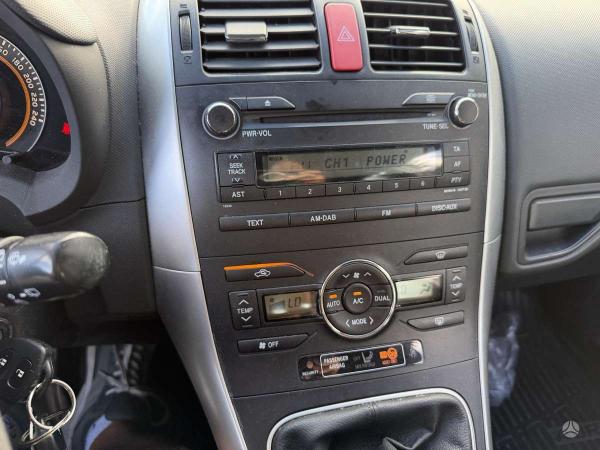 Toyota Auris 2010 Marijampole vietnÄ PelÄks Toyota Auris 2010 Marijampole, ar dzinÄja tilpumu 1.33 L un nobraukumu 222 tÅ«kst. km par 2650 ā¬, foto 10 vietnÄ AUTOMOTO.COM.LV