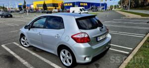 Grey Toyota Auris 2010 in Riga, with an engine capacity of 1.80 L and mileage of 272 thousand km for 5500 €, photo 6 on AUTOMOTO.COM.LV