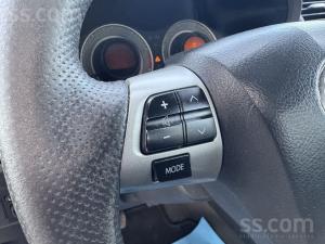 Grey Toyota Auris 2010 in Ogre, with an engine capacity of 2.00 L and mileage of 191 thousand km for 4800 €, photo 21 on AUTOMOTO.COM.LV