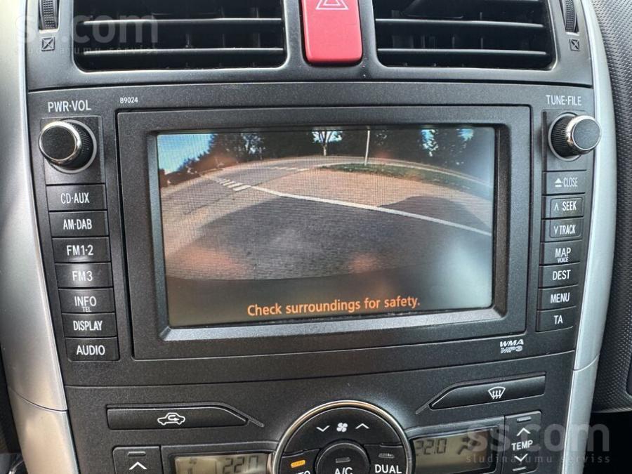 Grey Toyota Auris 2010 in Ogre, with an engine capacity of 2.00 L and mileage of 191 thousand km for 4800 €, photo 32 on AUTOMOTO.COM.LV