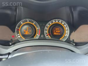 Grey Toyota Auris 2010 in Ogre, with an engine capacity of 2.00 L and mileage of 191 thousand km for 4800 €, photo 35 on AUTOMOTO.COM.LV
