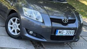 Pelēks Toyota Auris 2010 Jūrmala, ar dzinēja tilpumu 1.40 L un nobraukumu 0 tūkst. km par 2450 €, foto 5 vietnē AUTOMOTO.COM.LV