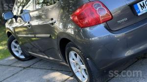 Pelēks Toyota Auris 2010 Jūrmala, ar dzinēja tilpumu 1.40 L un nobraukumu 0 tūkst. km par 2450 €, foto 14 vietnē AUTOMOTO.COM.LV