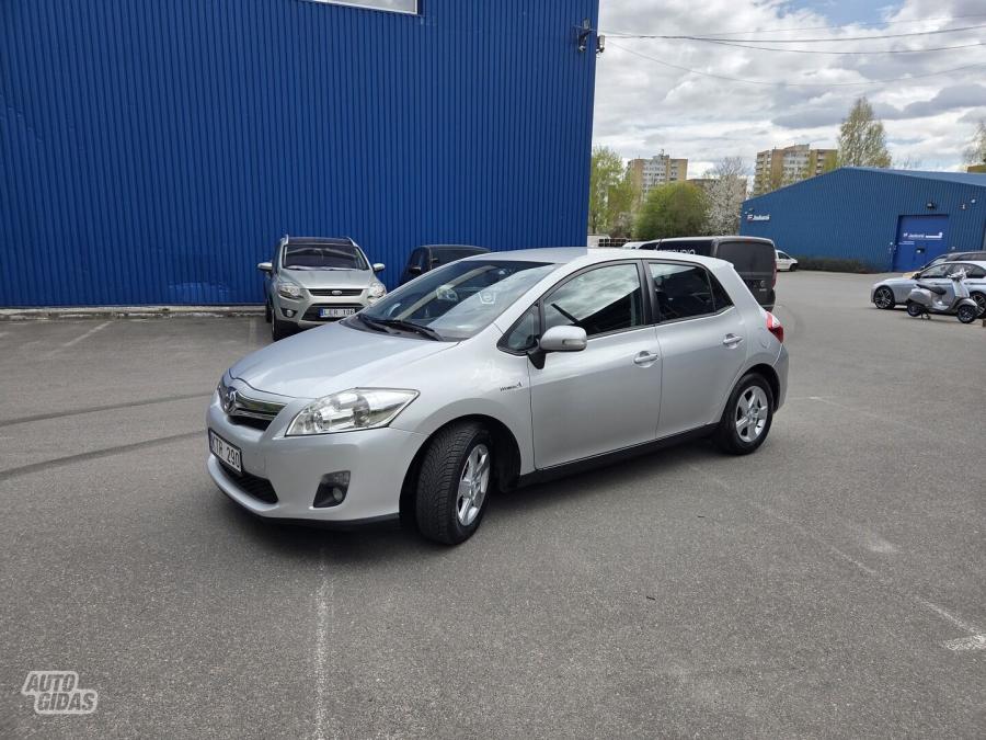 Pelēks Toyota Auris 2011 Ukmergė, ar dzinēja tilpumu 1.80 L un nobraukumu 178 tūkst. km par 6300 €, foto 1 vietnē AUTOMOTO.COM.LV
