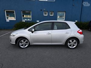 Pelēks Toyota Auris 2011 Ukmergė, ar dzinēja tilpumu 1.80 L un nobraukumu 180 tūkst. km par 6450 €, foto 4 vietnē AUTOMOTO.COM.LV