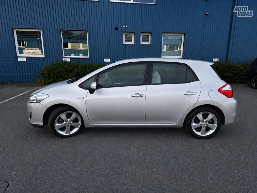 Pelēks Toyota Auris 2011 Ukmergė, ar dzinēja tilpumu 1.80 L un nobraukumu 180 tūkst. km par 6450 €, foto 4 vietnē AUTOMOTO.COM.LV