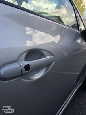 Pelēks Toyota Auris 2011 Ukmergė, ar dzinēja tilpumu 1.80 L un nobraukumu 180 tūkst. km par 6450 €, foto 30 vietnē AUTOMOTO.COM.LV