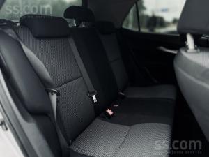 Grey Toyota Auris 2011 in Riga, with an engine capacity of 1.40 L and mileage of 271 thousand km for 3499 €, photo 18 on AUTOMOTO.COM.LV
