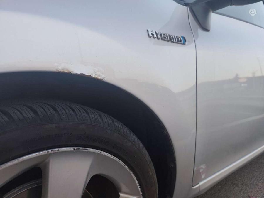Pelēks Toyota Auris 2011 Viļņa, ar dzinēja tilpumu 1.80 L un nobraukumu 251 tūkst. km par 6100 €, foto 18 vietnē AUTOMOTO.COM.LV