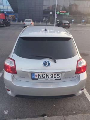 Pelēks Toyota Auris 2011 Viļņa, ar dzinēja tilpumu 1.80 L un nobraukumu 251 tūkst. km par 6100 €, foto 20 vietnē AUTOMOTO.COM.LV
