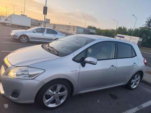 Pelēks Toyota Auris 2011 Viļņa, ar dzinēja tilpumu 1.80 L un nobraukumu 251 tūkst. km par 6100 €, foto 21 vietnē AUTOMOTO.COM.LV