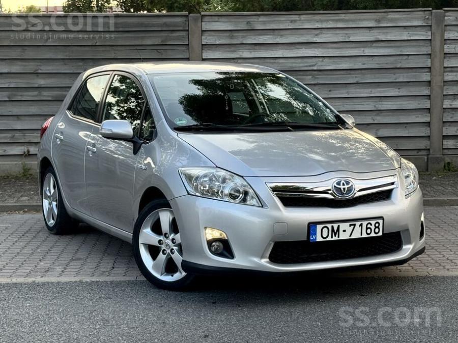 Pelēks Toyota Auris 2011 Jelgava, ar dzinēja tilpumu 1.80 L un nobraukumu 159 tūkst. km par 7200 €, foto 6 vietnē AUTOMOTO.COM.LV