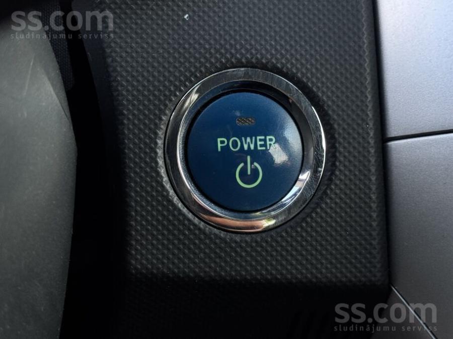 Pelēks Toyota Auris 2011 Jelgava, ar dzinēja tilpumu 1.80 L un nobraukumu 159 tūkst. km par 7200 €, foto 22 vietnē AUTOMOTO.COM.LV