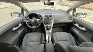 Pelēks Toyota Auris 2011 Tallina, ar dzinēja tilpumu 1.30 L un nobraukumu 60 tūkst. km par 6900 €, foto 12 vietnē AUTOMOTO.COM.LV