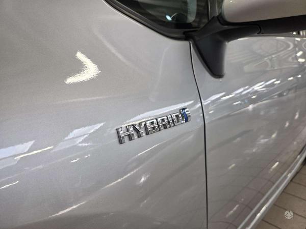 Pelēks Toyota Auris 2011 Viļņa, ar dzinēja tilpumu 1.80 L un nobraukumu 187 tūkst. km par 6450 €, foto 10 vietnē AUTOMOTO.COM.LV