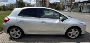 Grey Toyota Auris 2011 in Vilnius, with an engine capacity of 1.80 L and mileage of 201 thousand km for 5200 €, photo 4 on AUTOMOTO.COM.LV