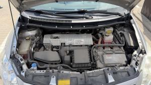 Grey Toyota Auris 2011 in Vilnius, with an engine capacity of 1.80 L and mileage of 201 thousand km for 5200 €, photo 18 on AUTOMOTO.COM.LV