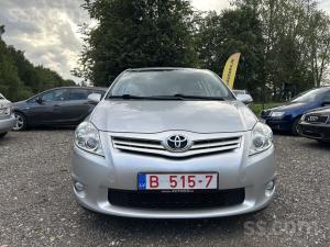 Pelēks Toyota Auris 2011 Limbaži, ar dzinēja tilpumu 2.00 L un nobraukumu 263 tūkst. km par 4850 €, foto 3 vietnē AUTOMOTO.COM.LV