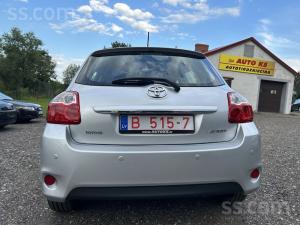 Pelēks Toyota Auris 2011 Limbaži, ar dzinēja tilpumu 2.00 L un nobraukumu 263 tūkst. km par 4850 €, foto 6 vietnē AUTOMOTO.COM.LV