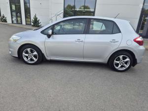 Pelēks Toyota Auris 2011 Kauņa, ar dzinēja tilpumu 2.00 L un nobraukumu 245 tūkst. km par 3900 €, foto 9 vietnē AUTOMOTO.COM.LV