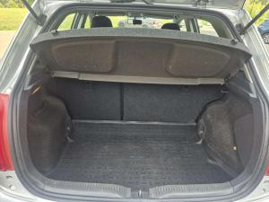 Pelēks Toyota Auris 2011 Kauņa, ar dzinēja tilpumu 2.00 L un nobraukumu 245 tūkst. km par 3900 €, foto 11 vietnē AUTOMOTO.COM.LV