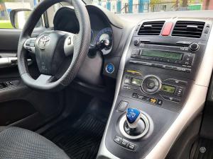 Pelēks Toyota Auris 2011 Šauļi, ar dzinēja tilpumu 1.80 L un nobraukumu 395 tūkst. km par 4990 €, foto 11 vietnē AUTOMOTO.COM.LV