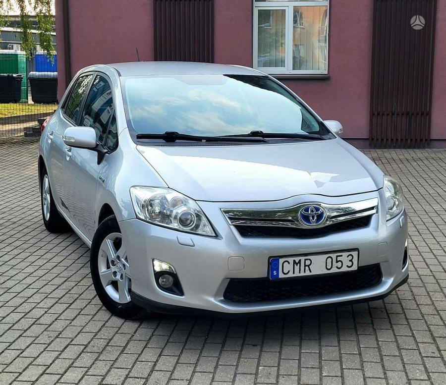 Pelēks Toyota Auris 2011 Šauļi, ar dzinēja tilpumu 1.80 L un nobraukumu 395 tūkst. km par 4990 €, foto 13 vietnē AUTOMOTO.COM.LV