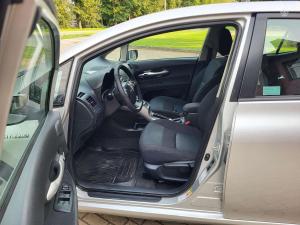 Pelēks Toyota Auris 2011 Šauļi, ar dzinēja tilpumu 1.80 L un nobraukumu 395 tūkst. km par 4990 €, foto 20 vietnē AUTOMOTO.COM.LV