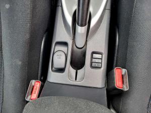 Pelēks Toyota Auris 2011 Šauļi, ar dzinēja tilpumu 1.80 L un nobraukumu 395 tūkst. km par 4990 €, foto 26 vietnē AUTOMOTO.COM.LV