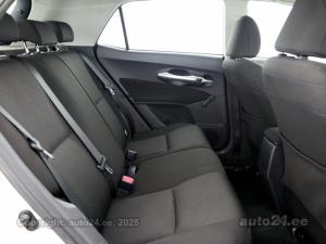 Grey Toyota Auris 2012 in Tallinn, with an engine capacity of 1.60 L and mileage of 279 thousand km for 2799 €, photo 7 on AUTOMOTO.COM.LV