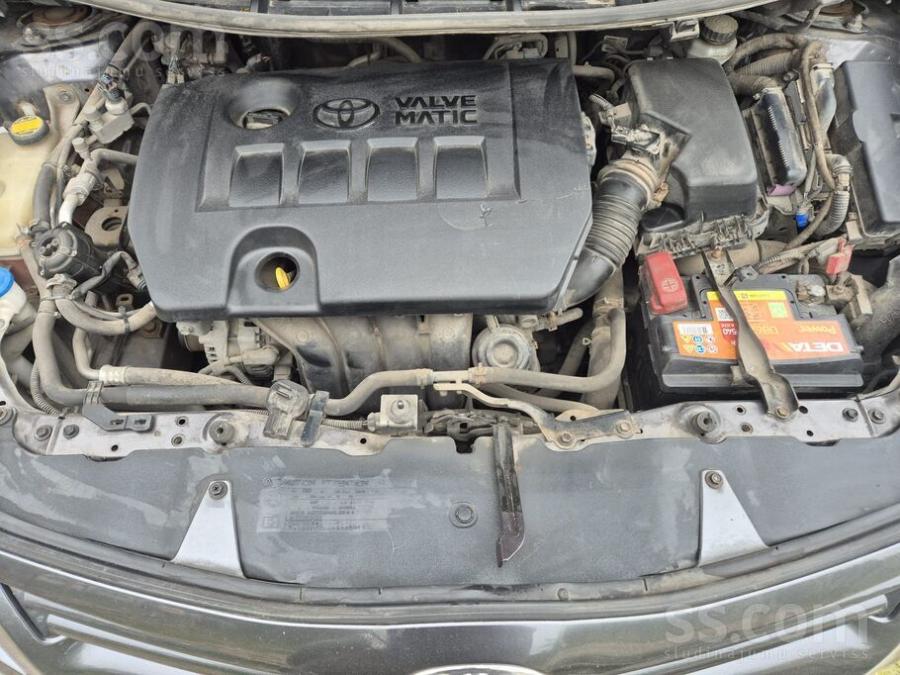 Pelēks Toyota Auris 2012 Rīga, ar dzinēja tilpumu 1.60 L un nobraukumu 0 tūkst. km par 3000 €, foto 6 vietnē AUTOMOTO.COM.LV