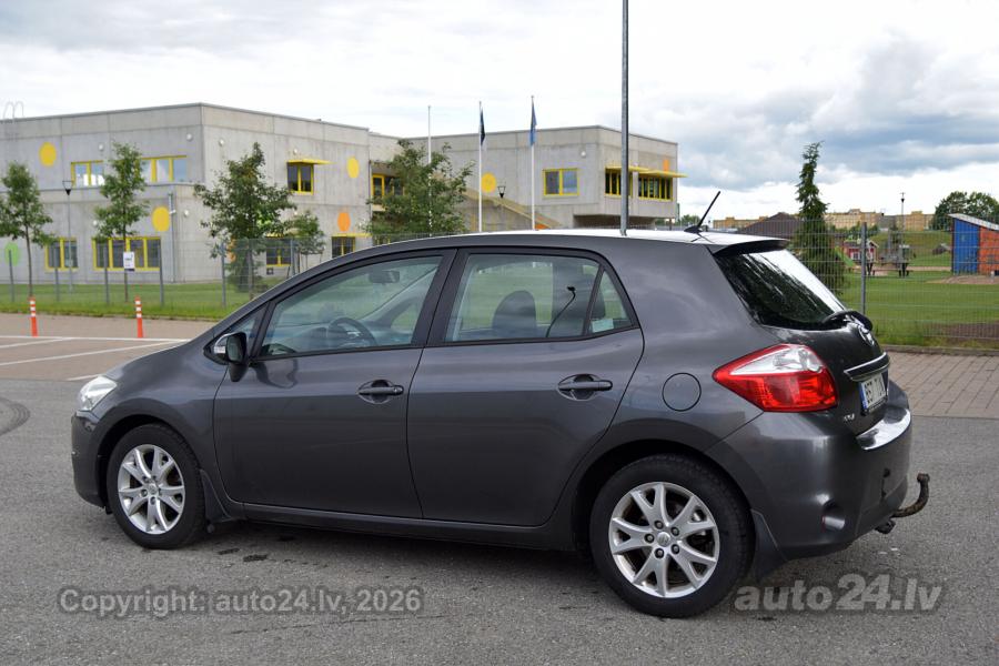 Pelēks Toyota Auris 2012 Tartu, ar dzinēja tilpumu 1.60 L un nobraukumu 0 tūkst. km par 3990 €, foto 12 vietnē AUTOMOTO.COM.LV