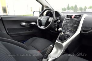 Pelēks Toyota Auris 2012 Tartu, ar dzinēja tilpumu 1.60 L un nobraukumu 0 tūkst. km par 3990 €, foto 17 vietnē AUTOMOTO.COM.LV