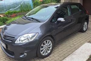 Grey Toyota Auris 2012 in Klaipeda, with an engine capacity of 1.60 L and mileage of 150 thousand km for 6500 €, photo 4 on AUTOMOTO.COM.LV
