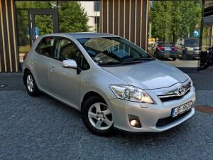 Pelēks Toyota Auris 2012 Rīga, ar dzinēja tilpumu 1.80 L un nobraukumu 220 tūkst. km par 7490 €, foto 4 vietnē AUTOMOTO.COM.LV