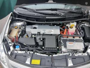 Grey Toyota Auris 2012 in Vilnius, with an engine capacity of 1.80 L and mileage of 112 thousand km for 6450 €, photo 7 on AUTOMOTO.COM.LV