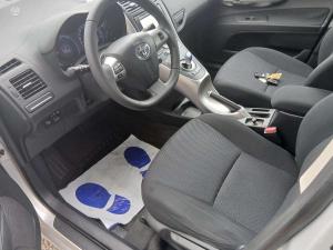 Grey Toyota Auris 2012 in Vilnius, with an engine capacity of 1.80 L and mileage of 112 thousand km for 6450 €, photo 11 on AUTOMOTO.COM.LV