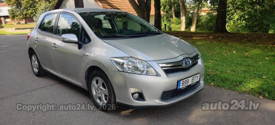 Pelēks Toyota Auris 2012 Tartu, ar dzinēja tilpumu 1.80 L un nobraukumu 170 tūkst. km par 5800 €, foto 4 vietnē AUTOMOTO.COM.LV