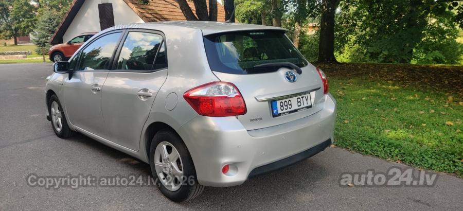 Pelēks Toyota Auris 2012 Tartu, ar dzinēja tilpumu 1.80 L un nobraukumu 170 tūkst. km par 5800 €, foto 6 vietnē AUTOMOTO.COM.LV