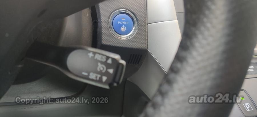 Pelēks Toyota Auris 2012 Tartu, ar dzinēja tilpumu 1.80 L un nobraukumu 170 tūkst. km par 5800 €, foto 9 vietnē AUTOMOTO.COM.LV