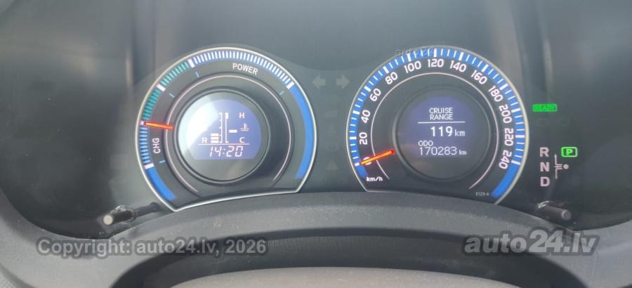 Pelēks Toyota Auris 2012 Tartu, ar dzinēja tilpumu 1.80 L un nobraukumu 170 tūkst. km par 5800 €, foto 11 vietnē AUTOMOTO.COM.LV