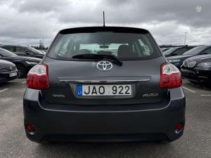 Pelēks Toyota Auris 2012 Viļņa, ar dzinēja tilpumu 2.00 L un nobraukumu 212 tūkst. km par 3490 €, foto 10 vietnē AUTOMOTO.COM.LV