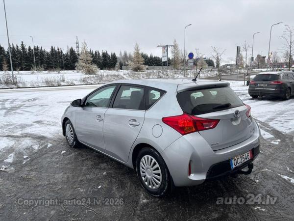 Pelēks Toyota Auris 2013 Tartu, ar dzinēja tilpumu 1.40 L un nobraukumu 232 tūkst. km par 4350 €, foto 7 vietnē AUTOMOTO.COM.LV