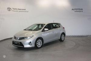 Grey Toyota Auris 2013 in Kaunas, with an engine capacity of 1.36 L and mileage of 274 thousand km for 5500 €, photo  on AUTOMOTO.COM.LV